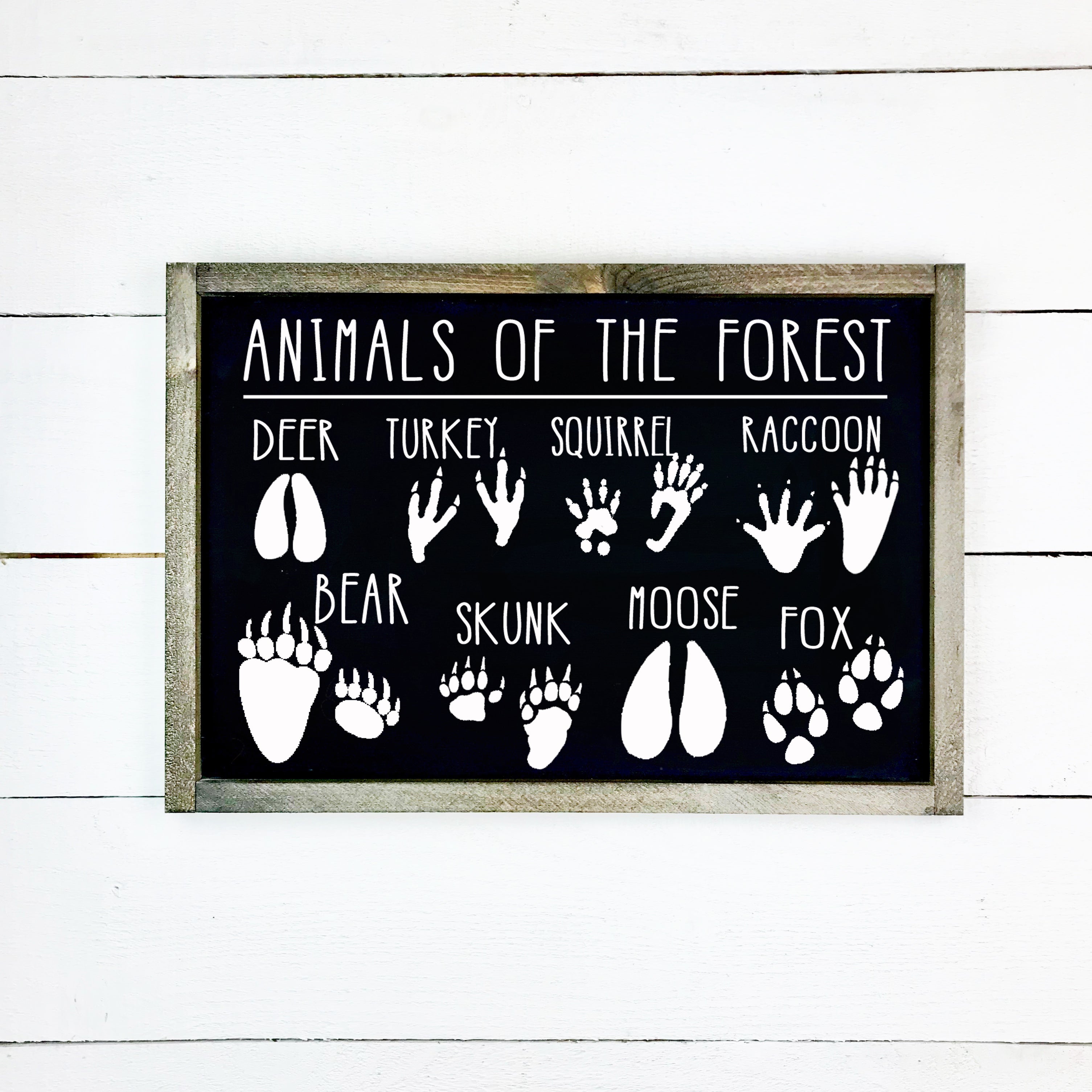 wooden sign | Animals of the forest | Old Shack
